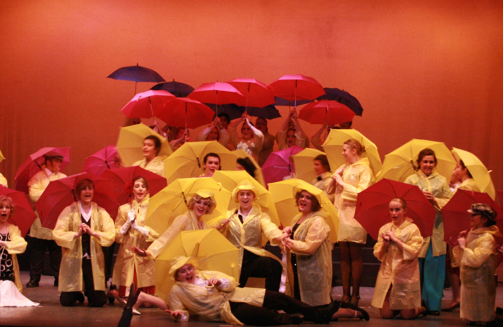 2009 Singing in the rain – St Aloysius College